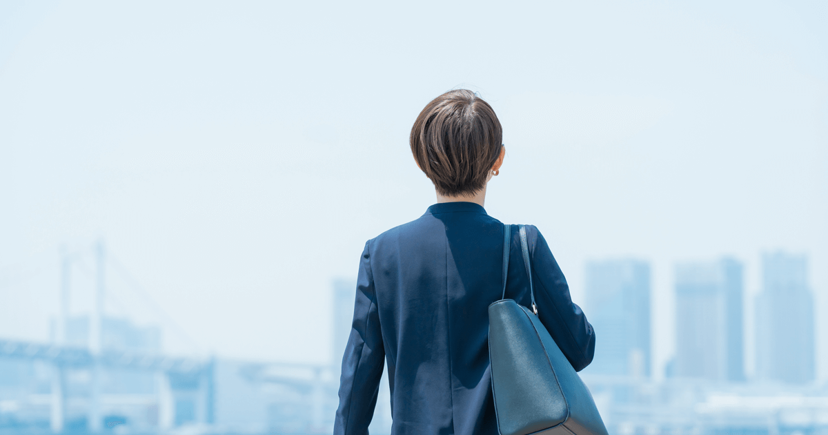 女性の転職面接にはどんなバッグが必要？よくある失敗や選び方を解説 - type女性の転職エージェント