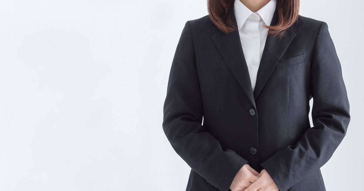 面接時に女性はスーツのボタンをいくつ留めるべき?マナーを解説 Type女性の転職エージェント